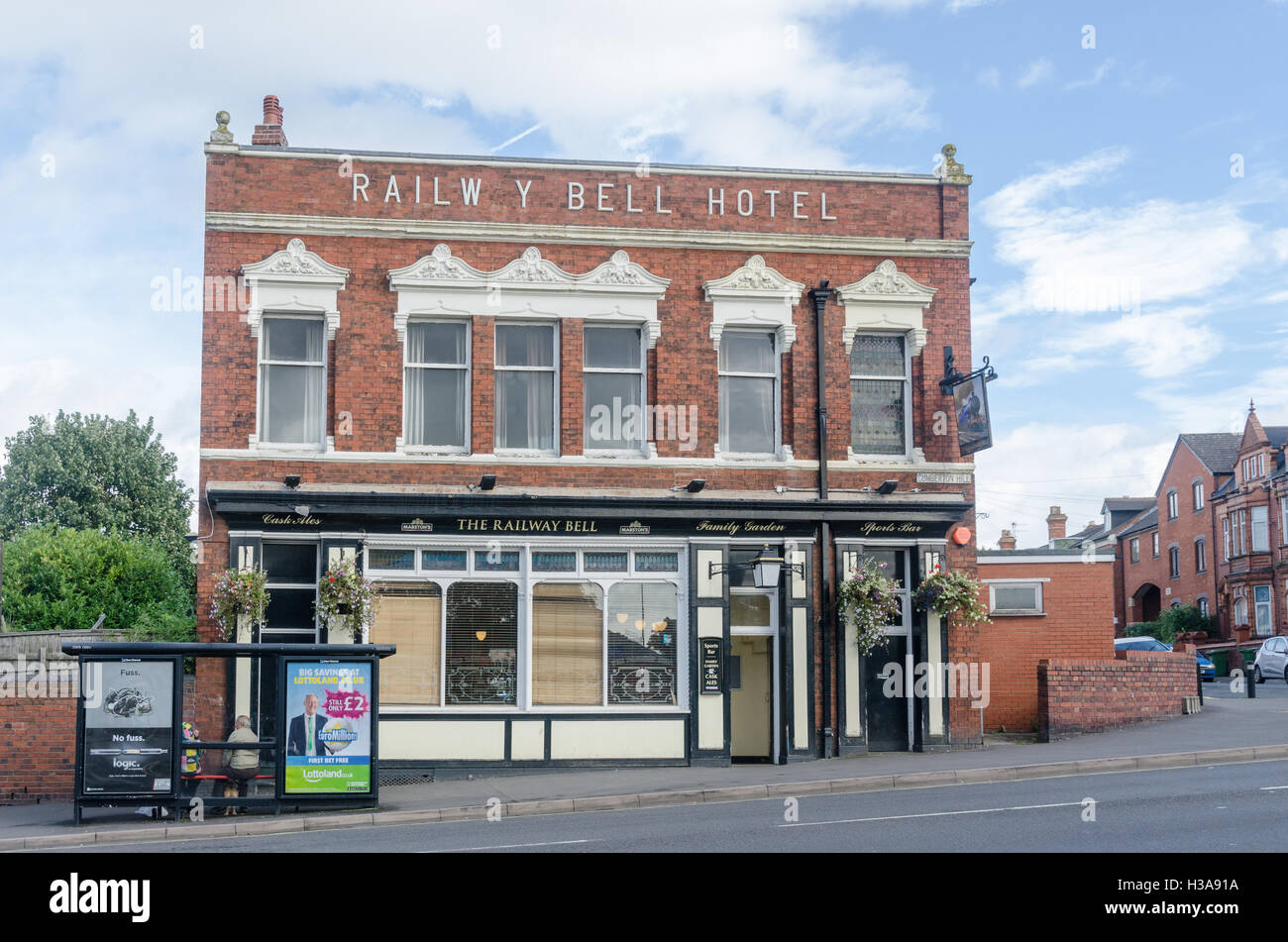 Pub opposite station hi-res stock photography and images - Alamy