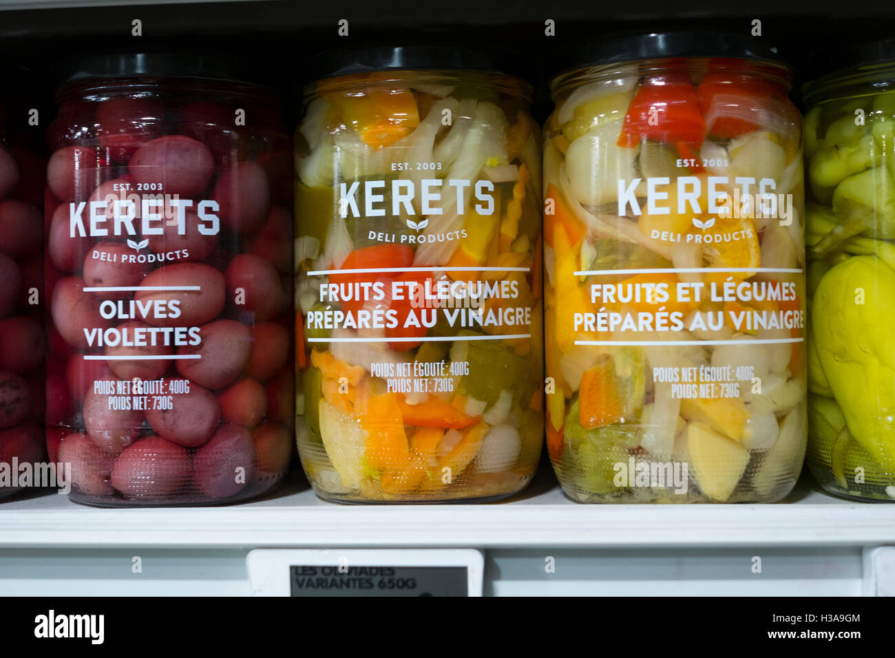 Jars of pickles hi-res stock photography and images - Alamy