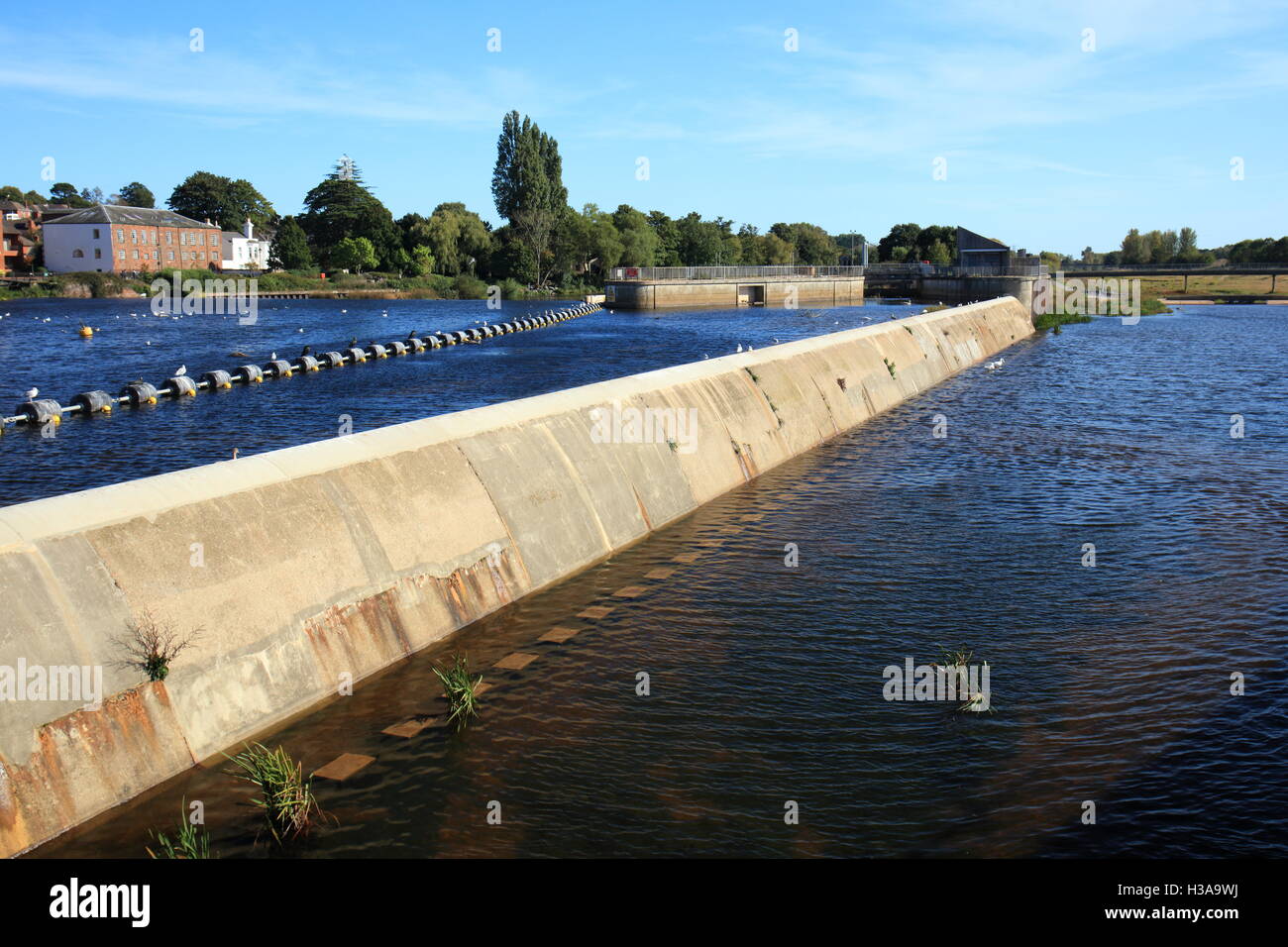 Flood prevention hi-res stock photography and images - Alamy