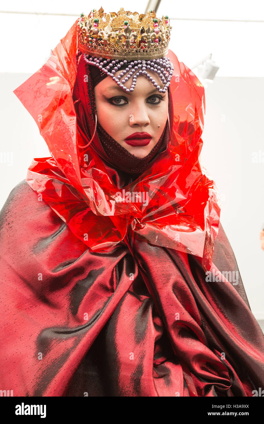 Daniel lismore hi-res stock photography and images - Alamy