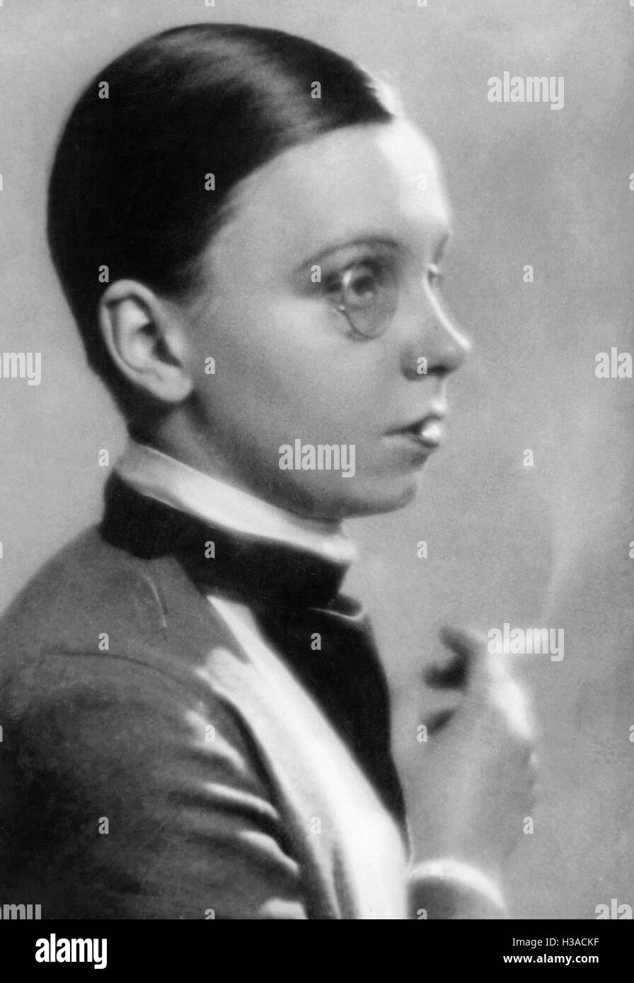 Miss 1925 hi-res stock photography and images - Alamy
