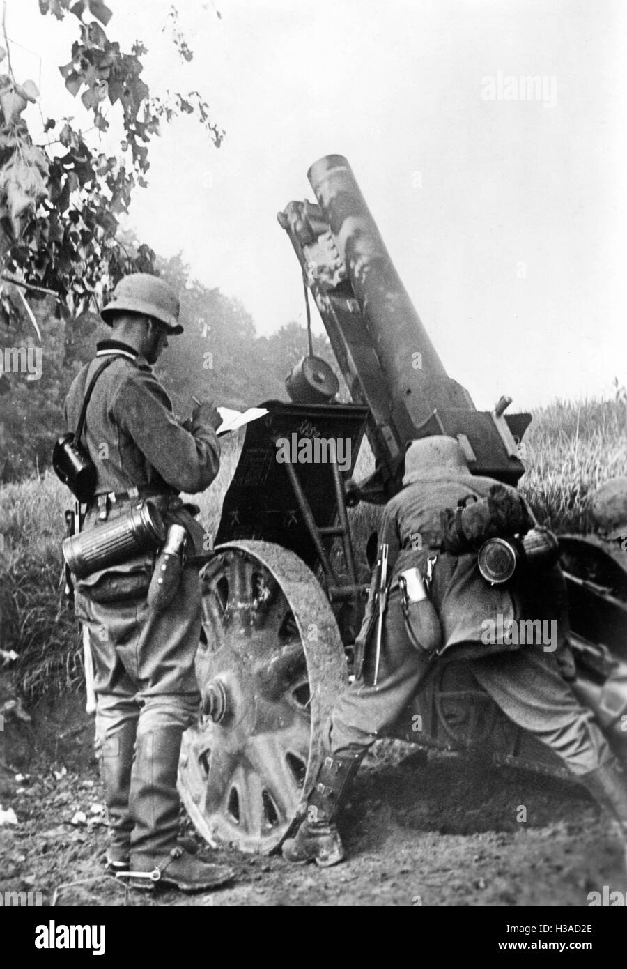 15 gun Black and White Stock Photos & Images - Alamy