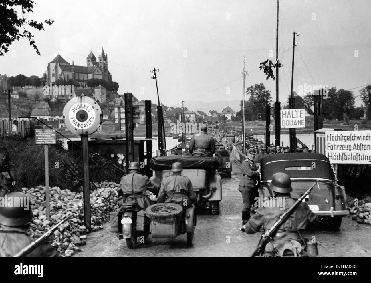 Adolf Hitler visiting the Western Front, 1940 Stock Photo - Alamy