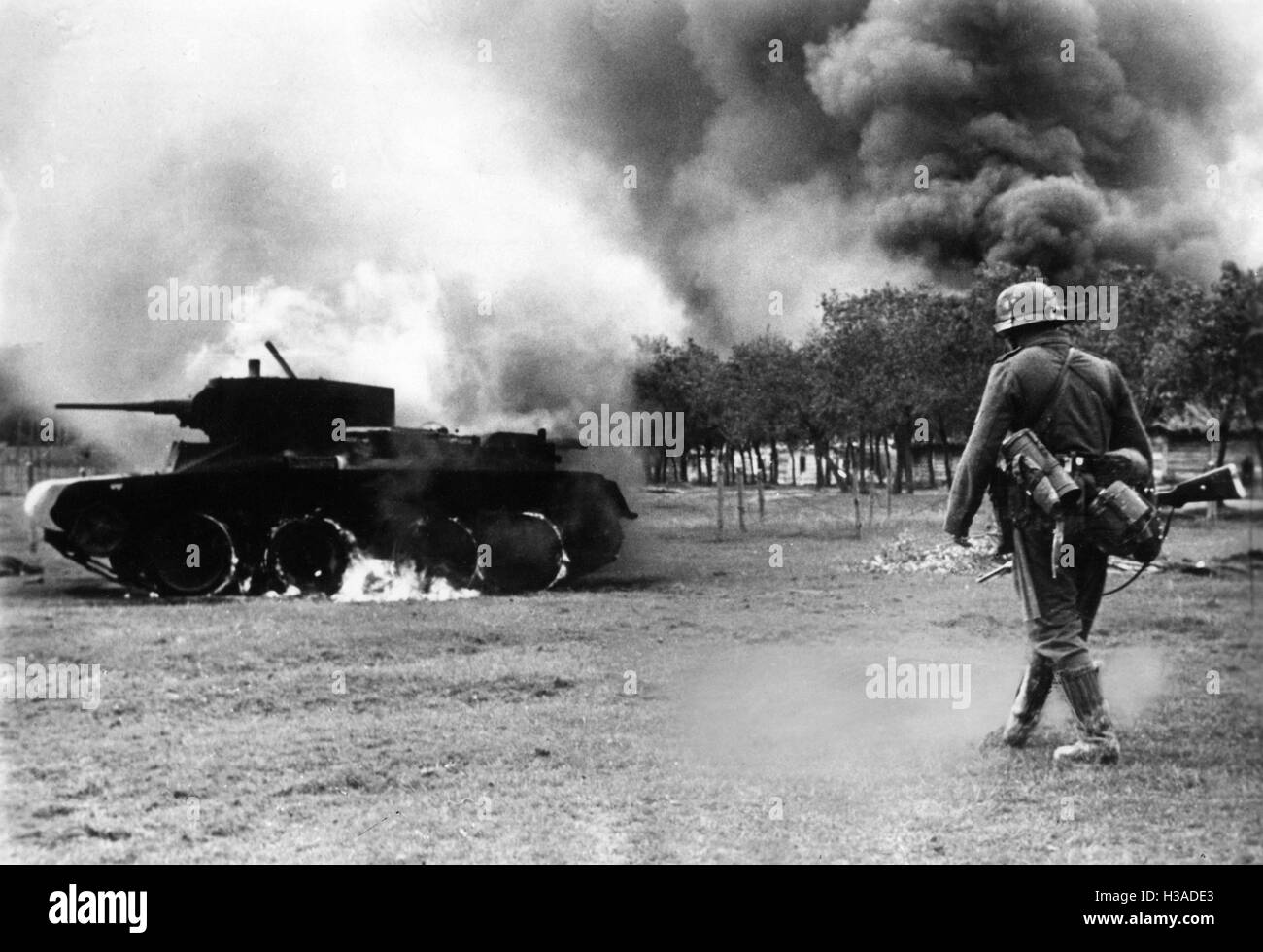 Downed red army tank 1941 hi-res stock photography and images - Alamy