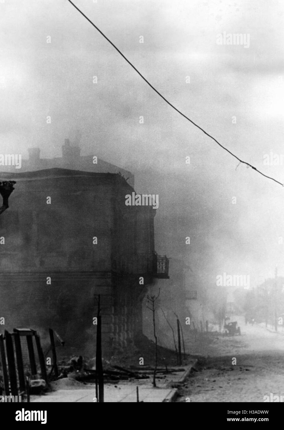 Burning town in the Soviet Union, 1941 Stock Photo - Alamy