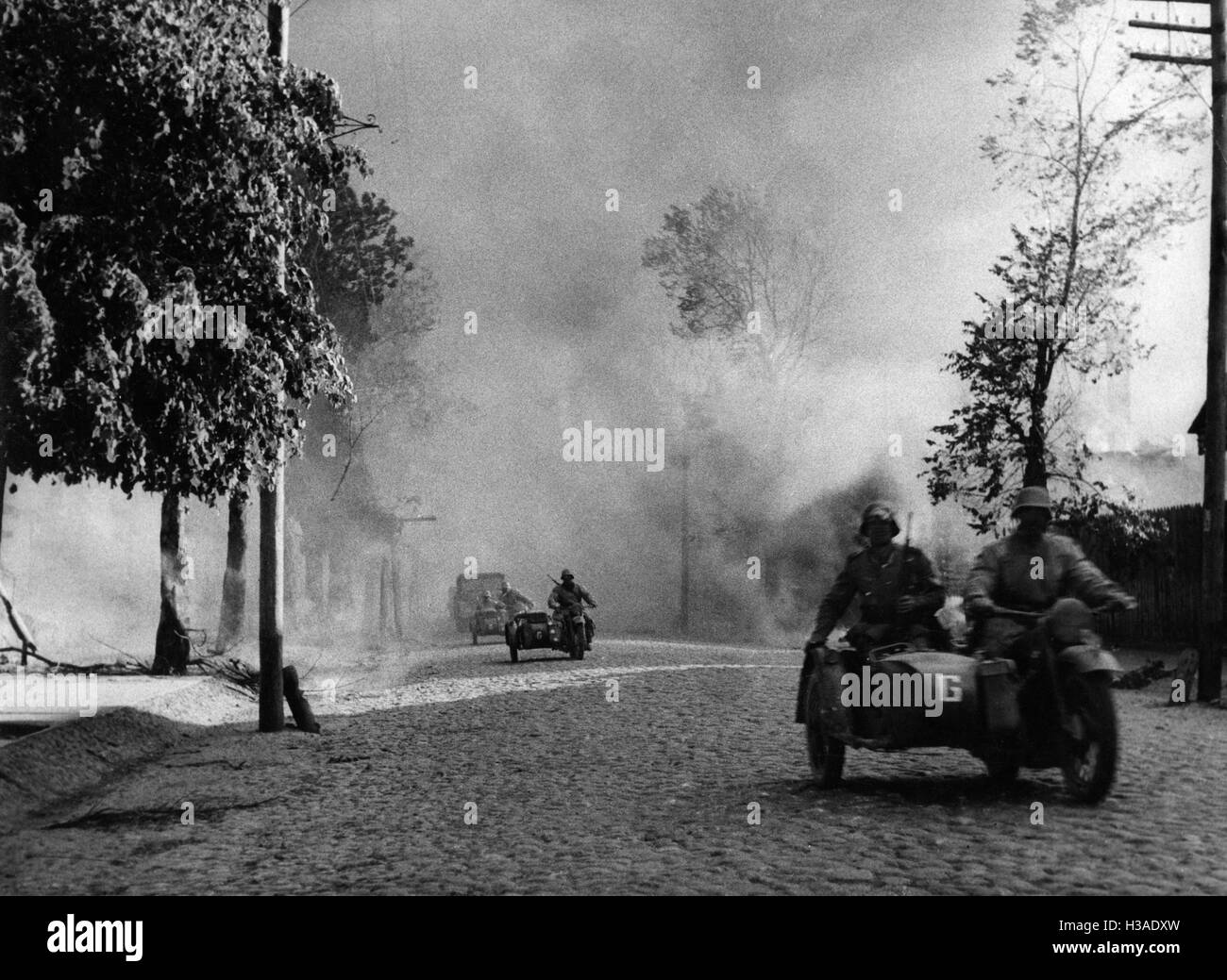 Soviet motorcycle hi-res stock photography and images - Alamy