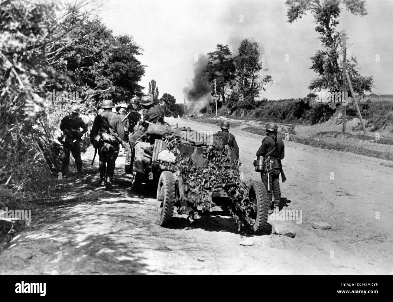 German advance detachment on the Eastern Front, 1941 Stock Photo - Alamy