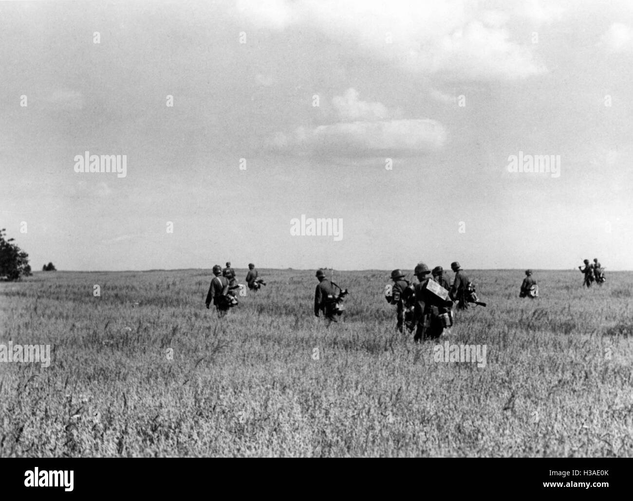 Red infantry hi-res stock photography and images - Alamy