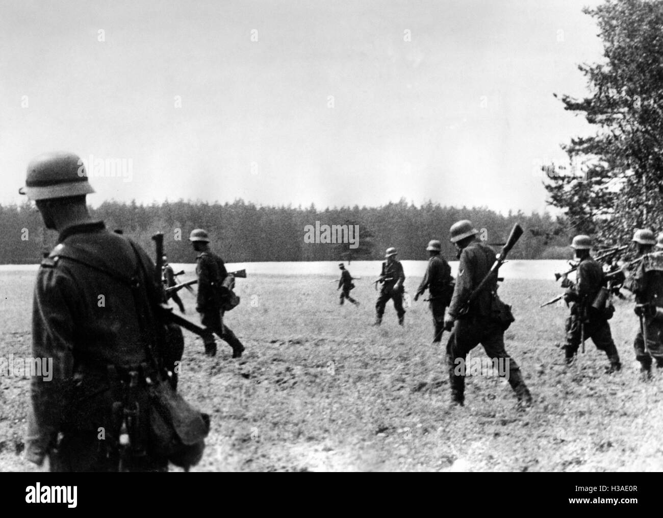 German Infantry Eastern Front Stock Photos & German Infantry Eastern ...