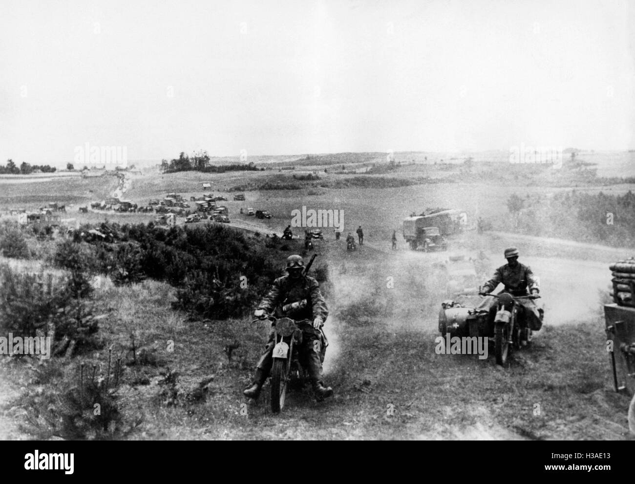 Mechanized unit of the Wehrmacht marching on the Eastern Front, 1941 ...
