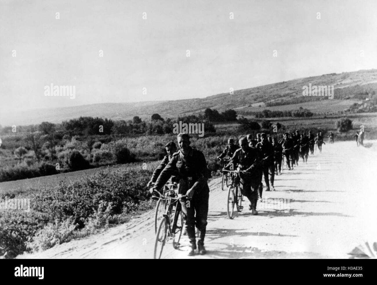 German bicycle division on the Eastern Front, 1941 Stock Photo - Alamy