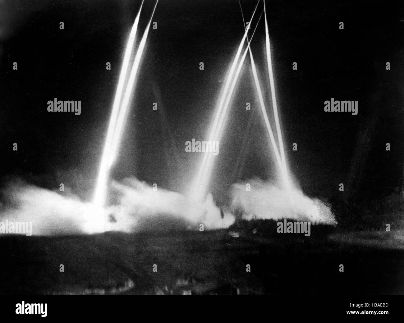 World war german artillery nebelwerfer hi-res stock photography and ...