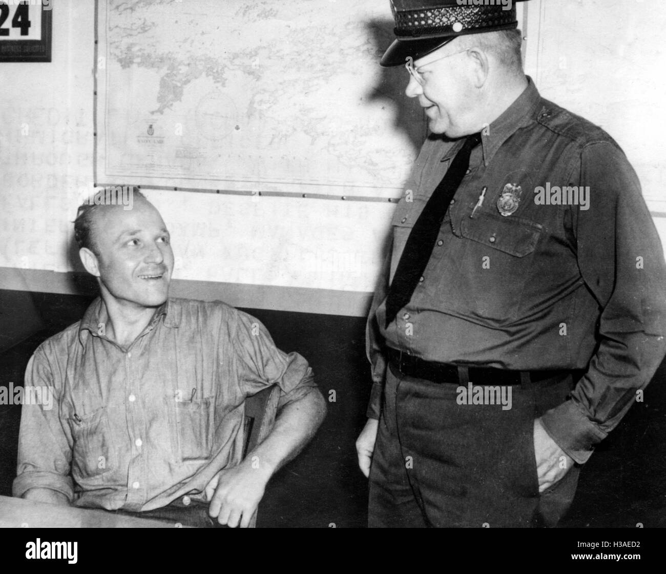 German prisoners after a failed escape attempt in the USA, 1940 Stock ...