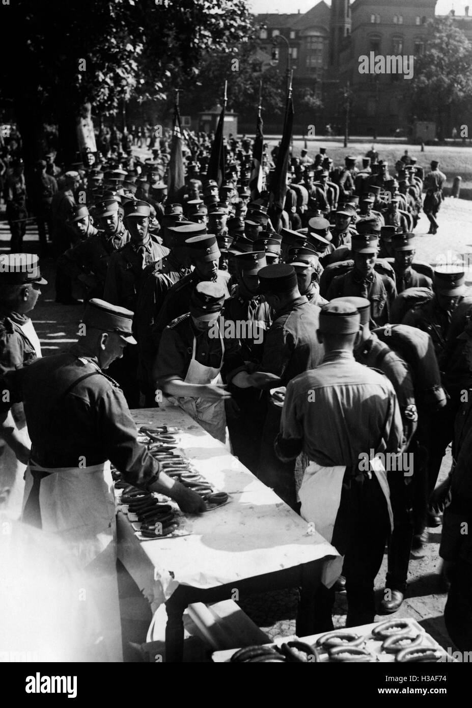 Catering at an SA-event in Berlin, 1933 Stock Photo - Alamy