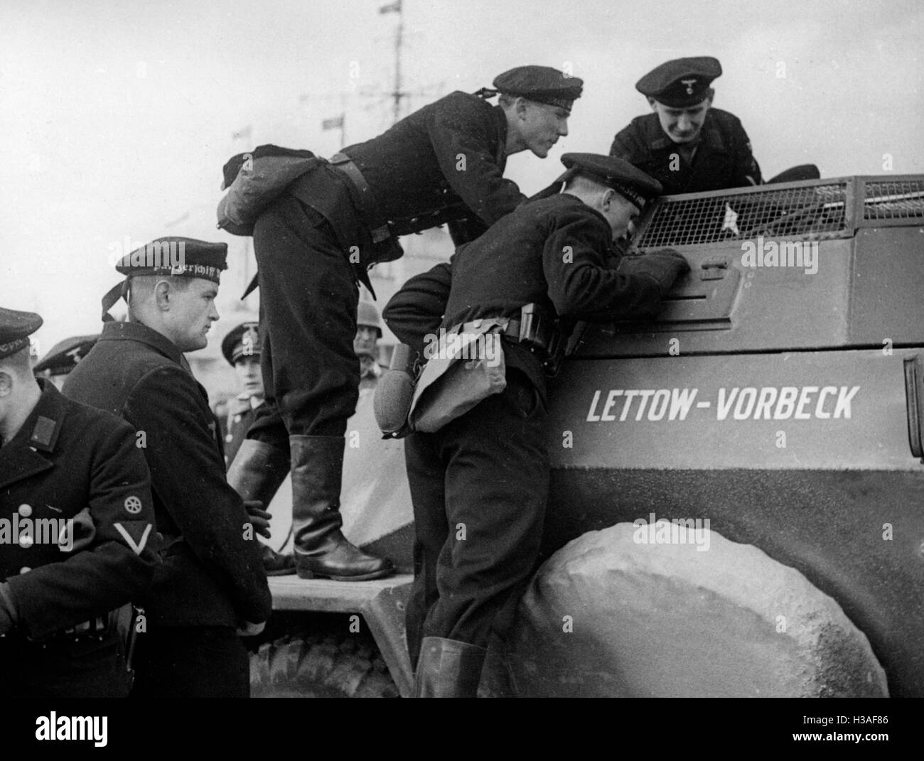 German troops marching into Memel, 1939 Stock Photo - Alamy