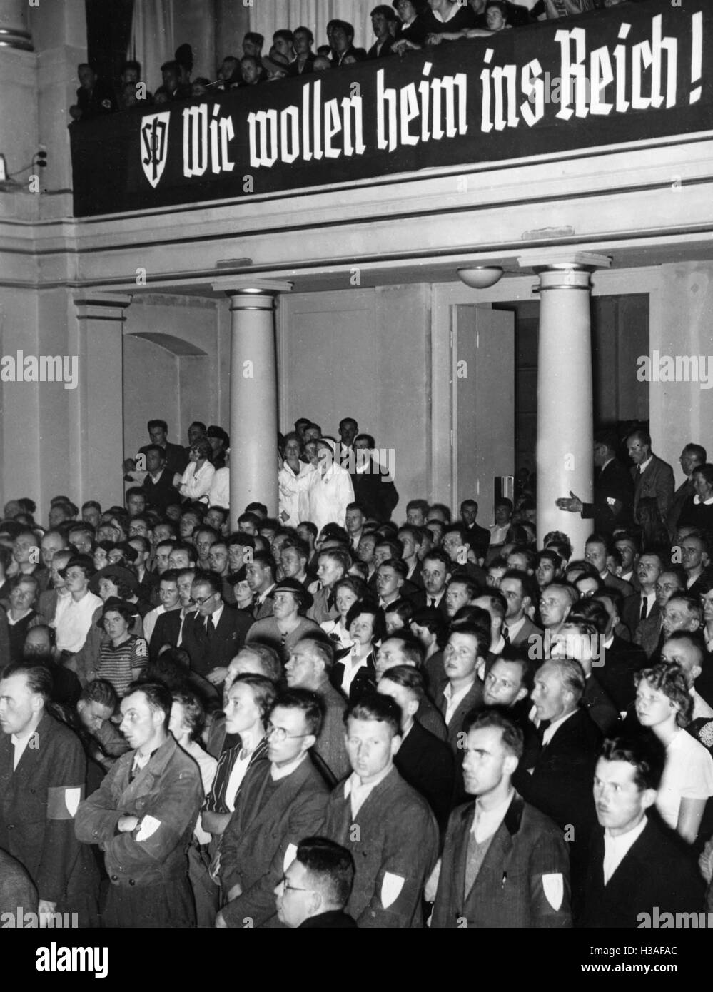 Rally of the Sudeten Germans in the Ausstellungspalast Dresden, 1938 ...