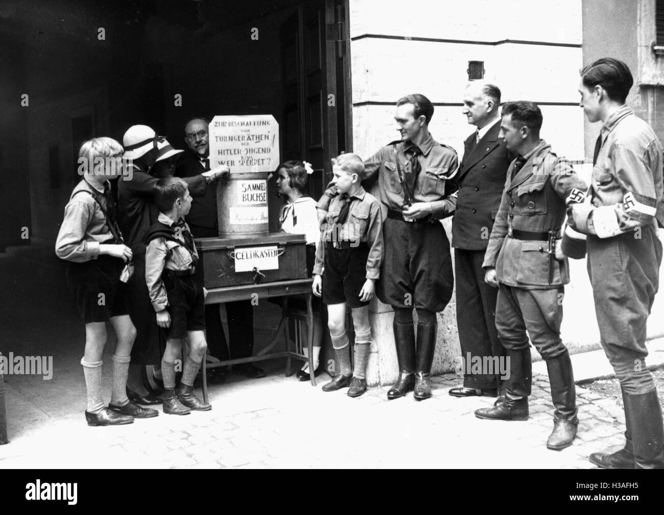 Meeting Of The Nsdap Stock Photos & Meeting Of The Nsdap Stock Images ...