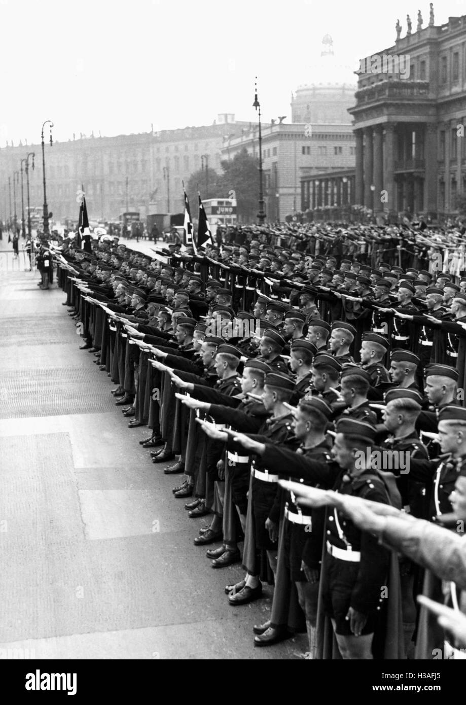 Parade hitler youth hi-res stock photography and images - Alamy