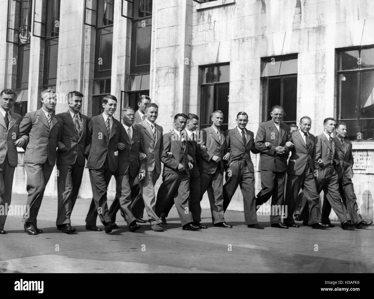 Hitler Youth officials in London, 1936 Stock Photo - Alamy