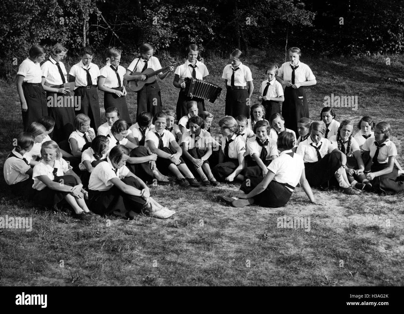 BDM members singing together Stock Photo - Alamy