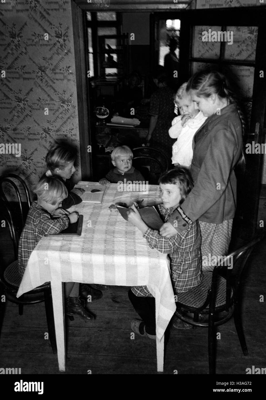 Child girl and Black and White Stock Photos & Images - Alamy