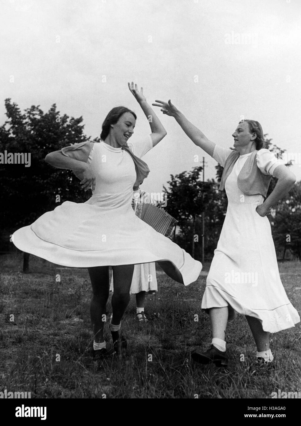 League of german girls bund deutscher madel bdm hi-res stock ...