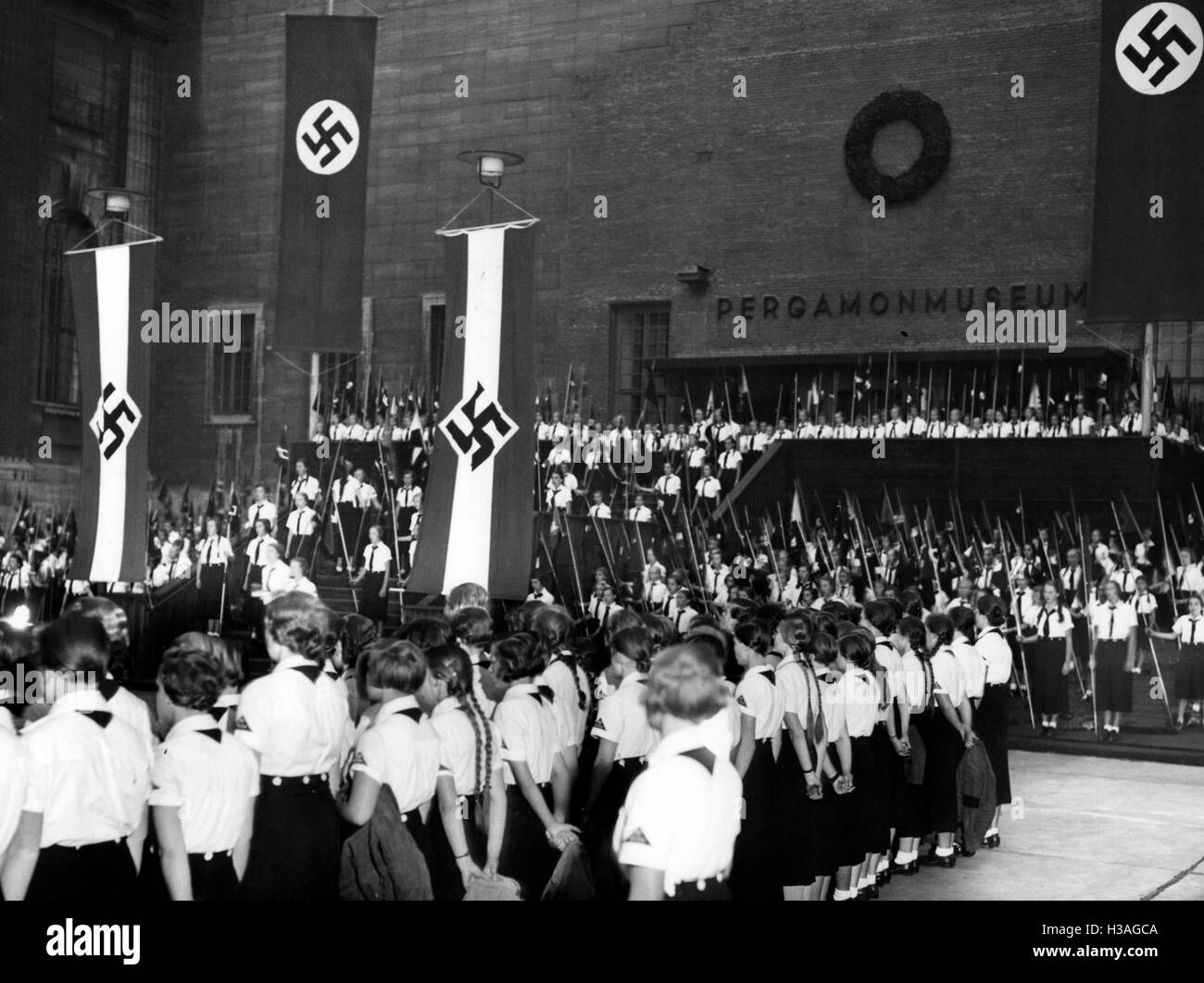 Social commitment Black and White Stock Photos & Images - Alamy