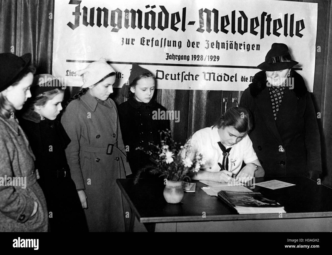 Home office organization Black and White Stock Photos & Images - Alamy