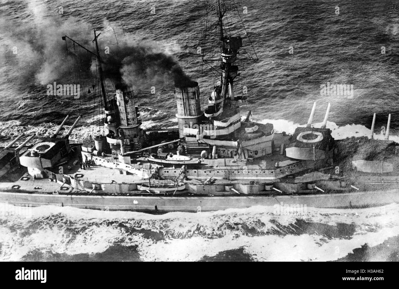 Imperial navy hi-res stock photography and images - Alamy