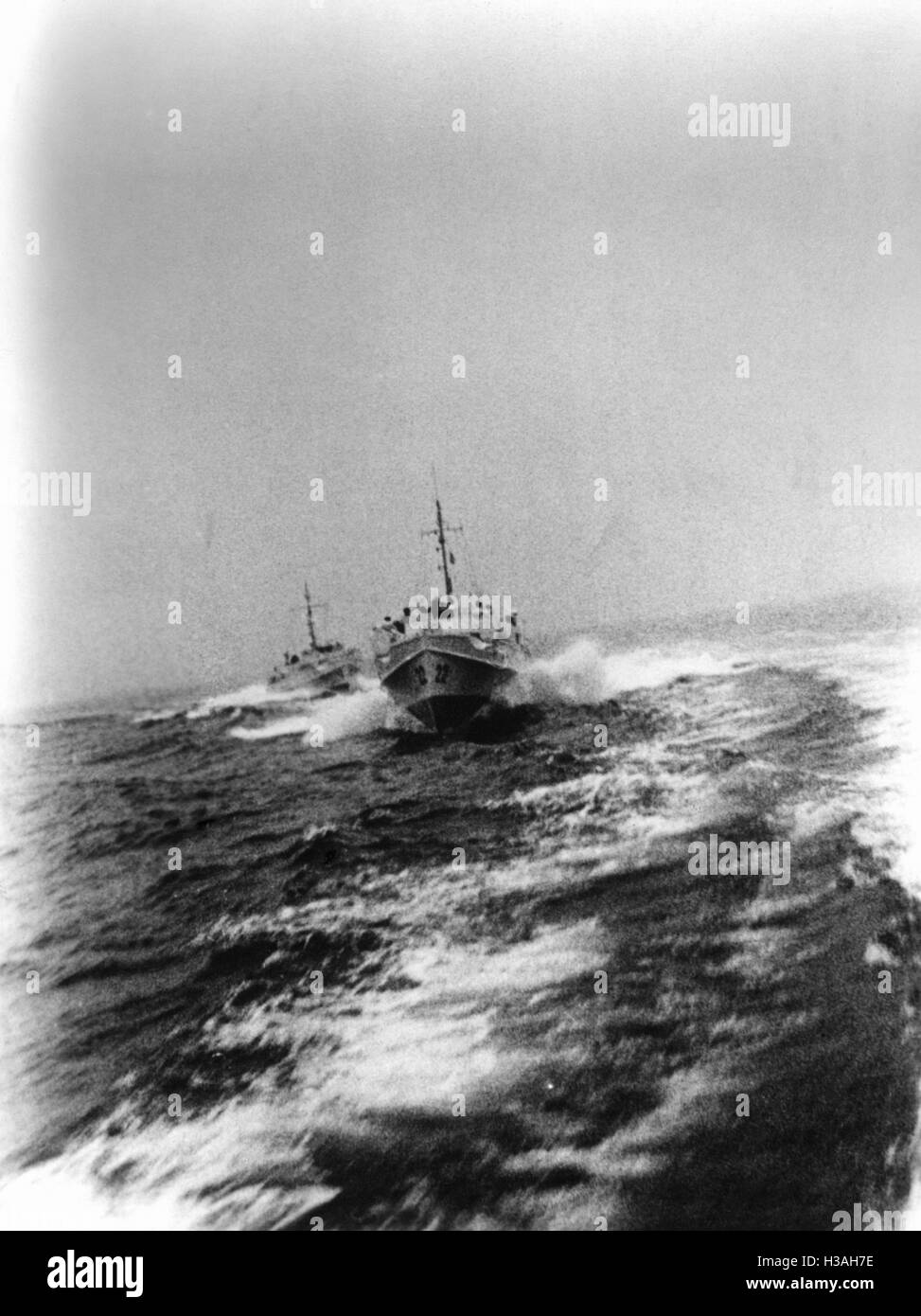 German fast attack boat hi-res stock photography and images - Alamy