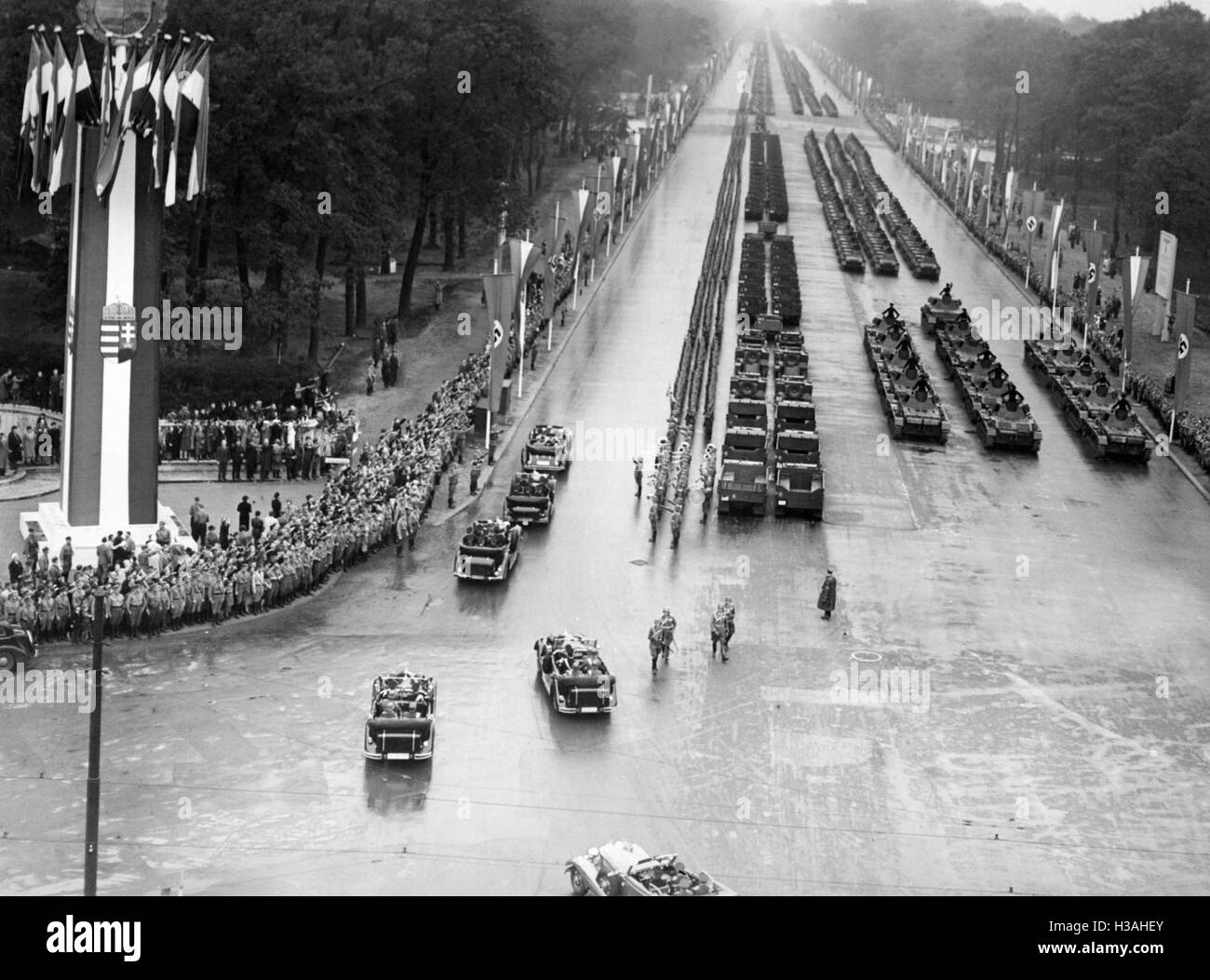 Hungarian admiral horthy hi-res stock photography and images - Alamy