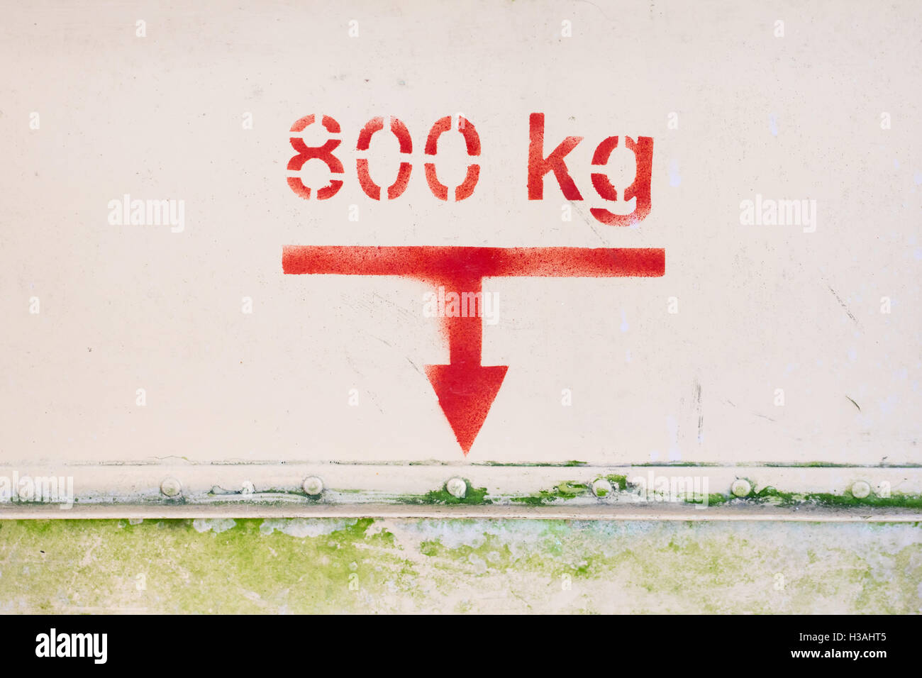 Maximum load of 800 kg Stock Photo - Alamy