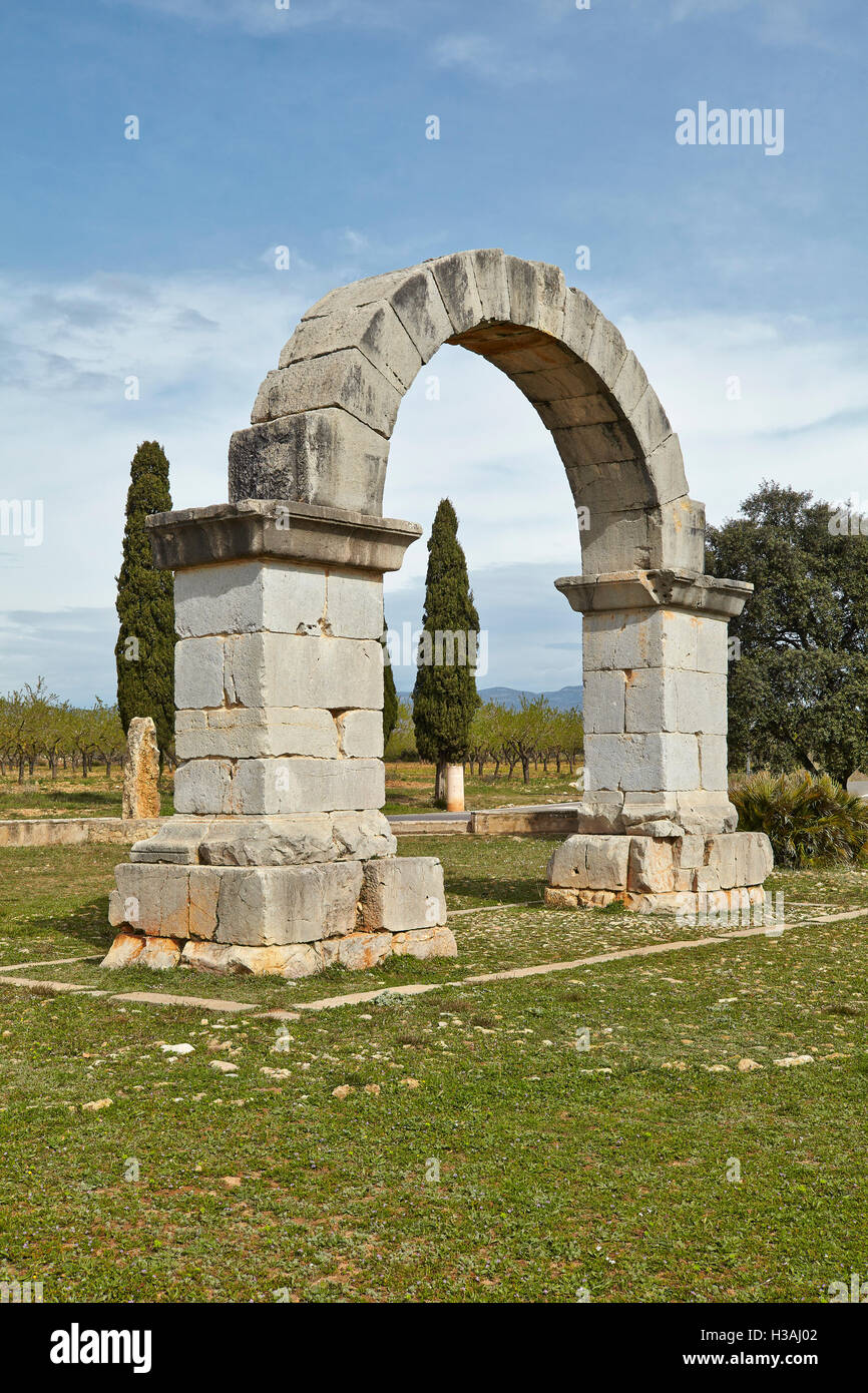 Cabanes arch hi-res stock photography and images - Alamy