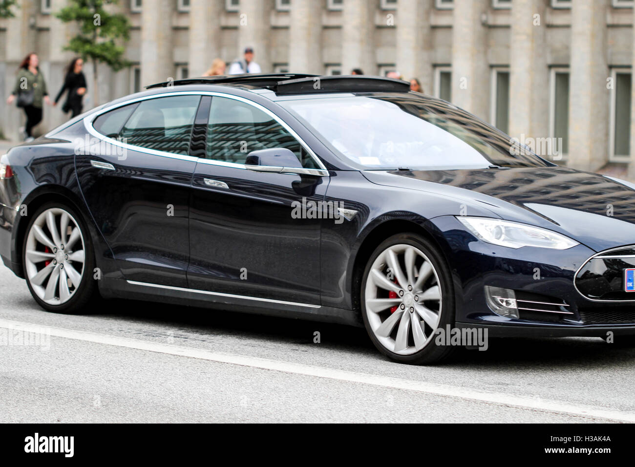The electric self driving car Tesla s model in europe, driver less car ...