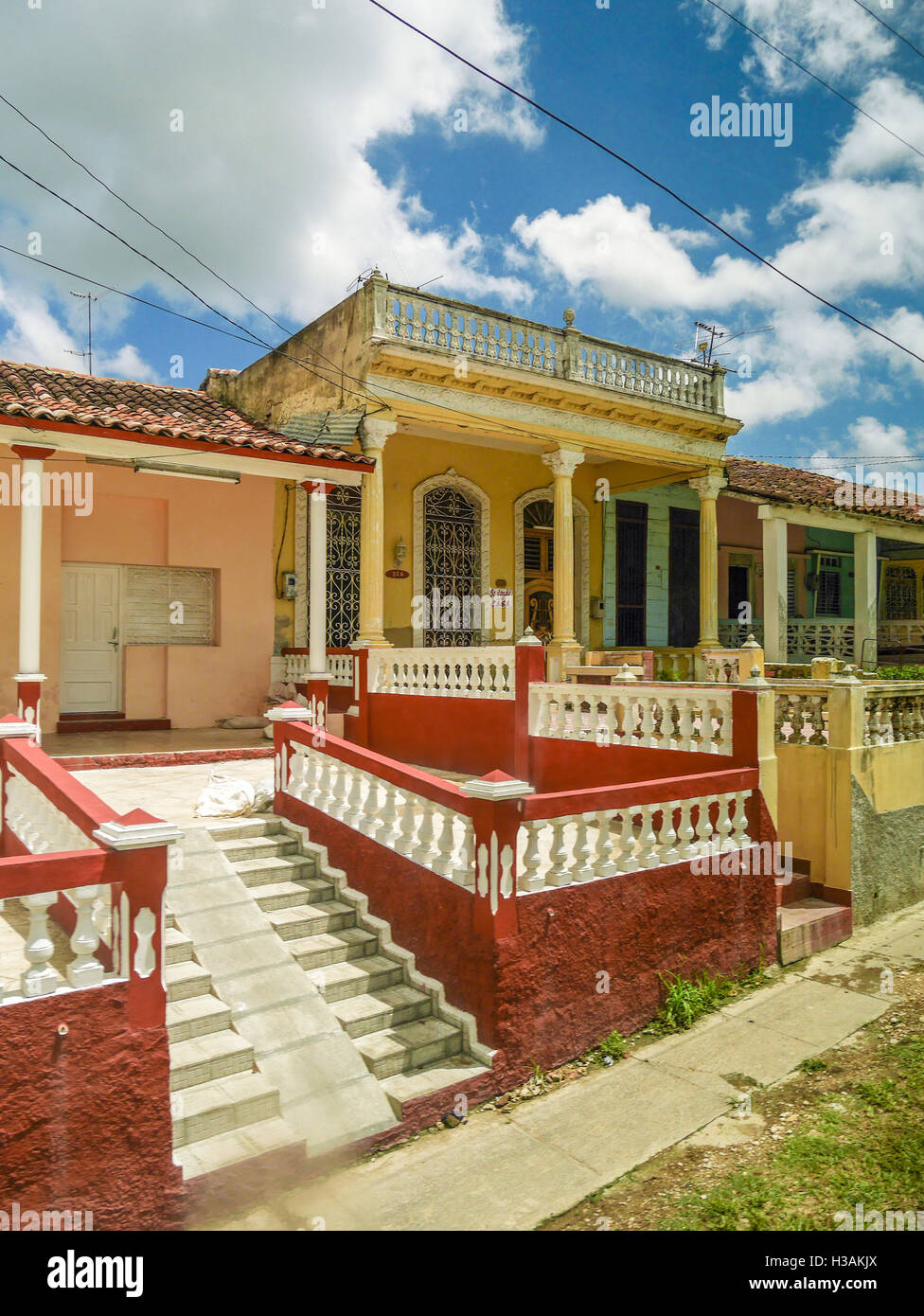 Private simple low budget colorful houses in Cuba Stock Photo - Alamy