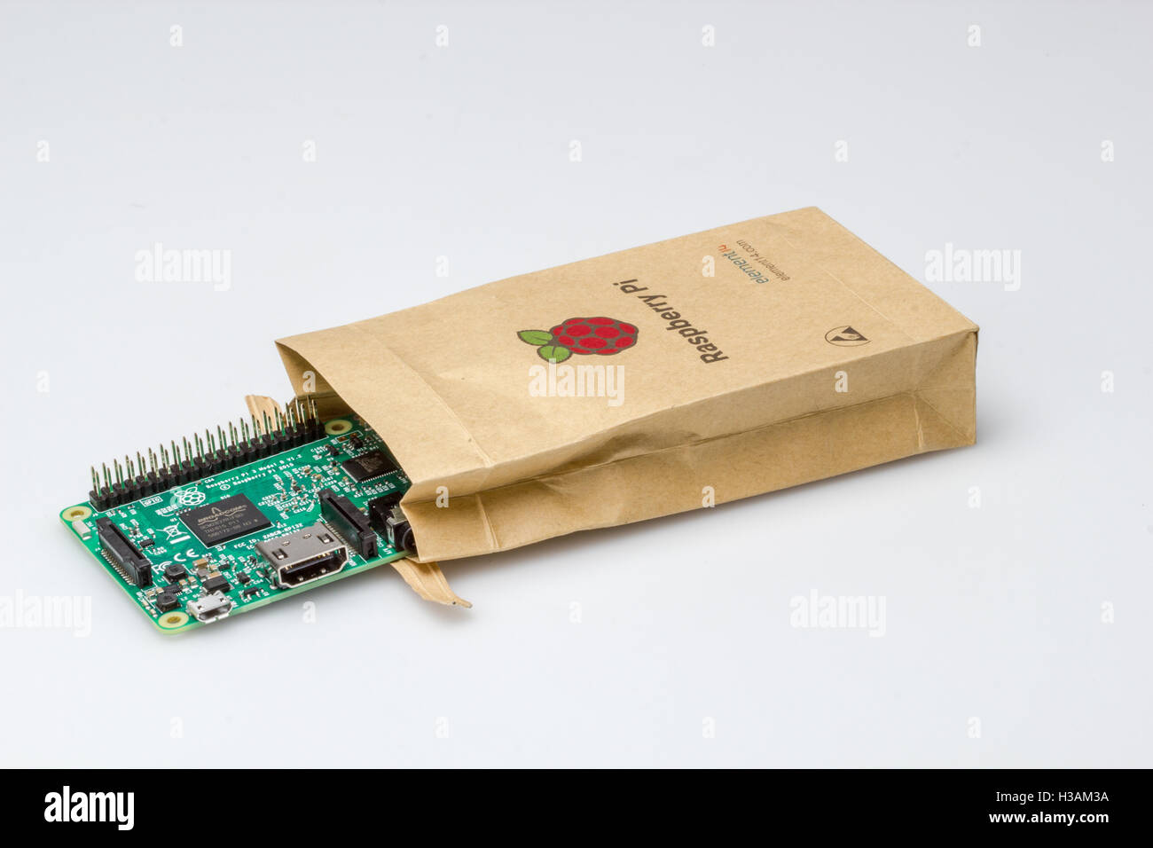 Raspberry pi electric device Stock Photo - Alamy