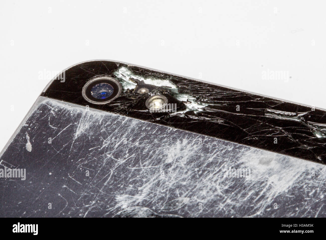 Broken and used iPhone Stock Photo - Alamy
