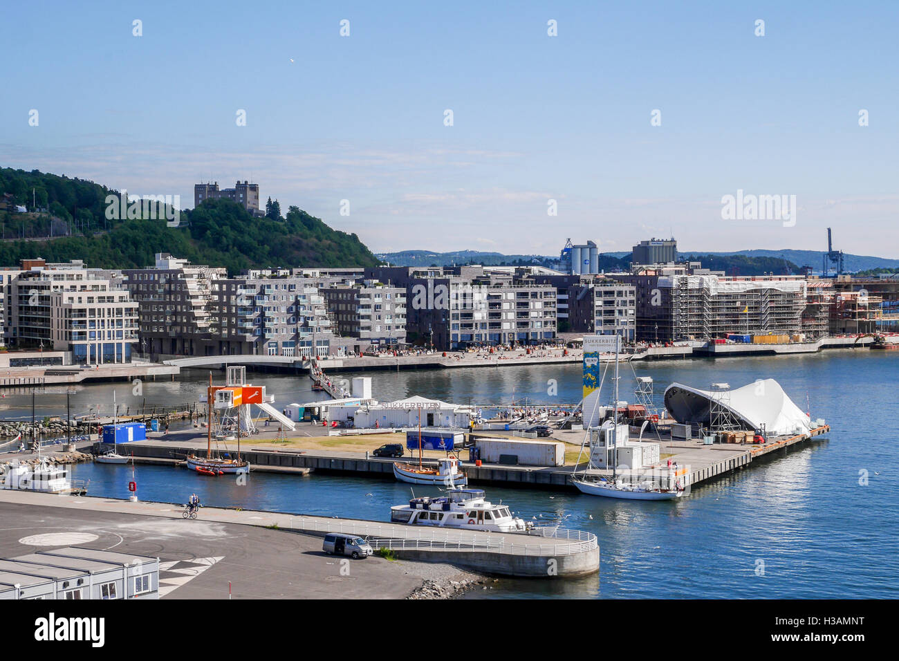 Oslo waterfront park hi-res stock photography and images - Alamy