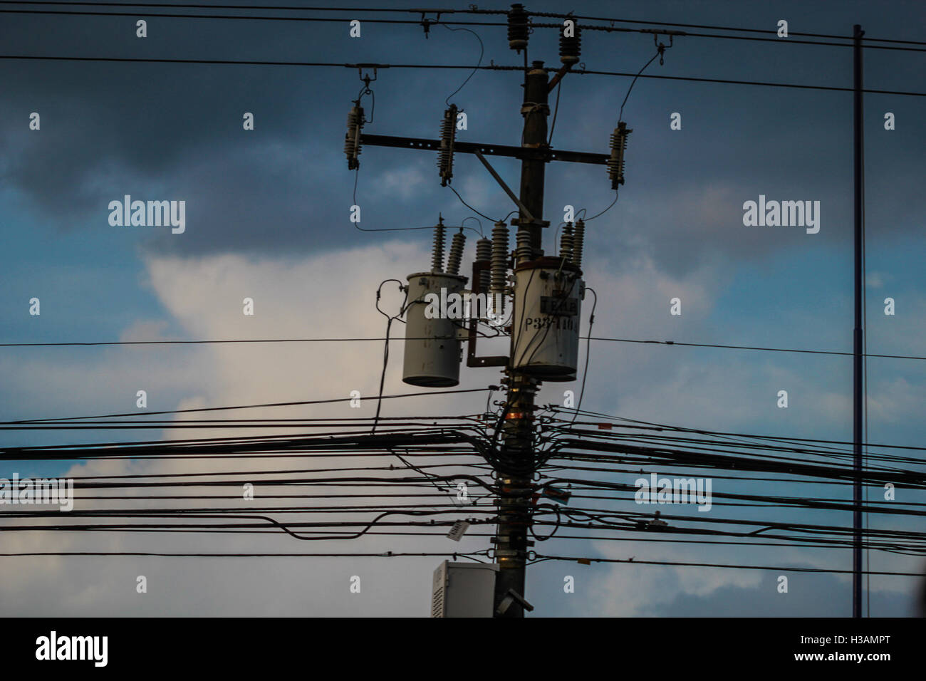 Electricity transportation tower close hi-res stock photography and ...