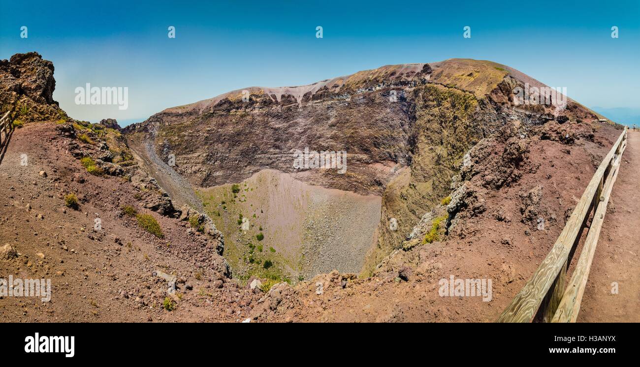 Mount vesuvius volcano volcano hi-res stock photography and images - Alamy