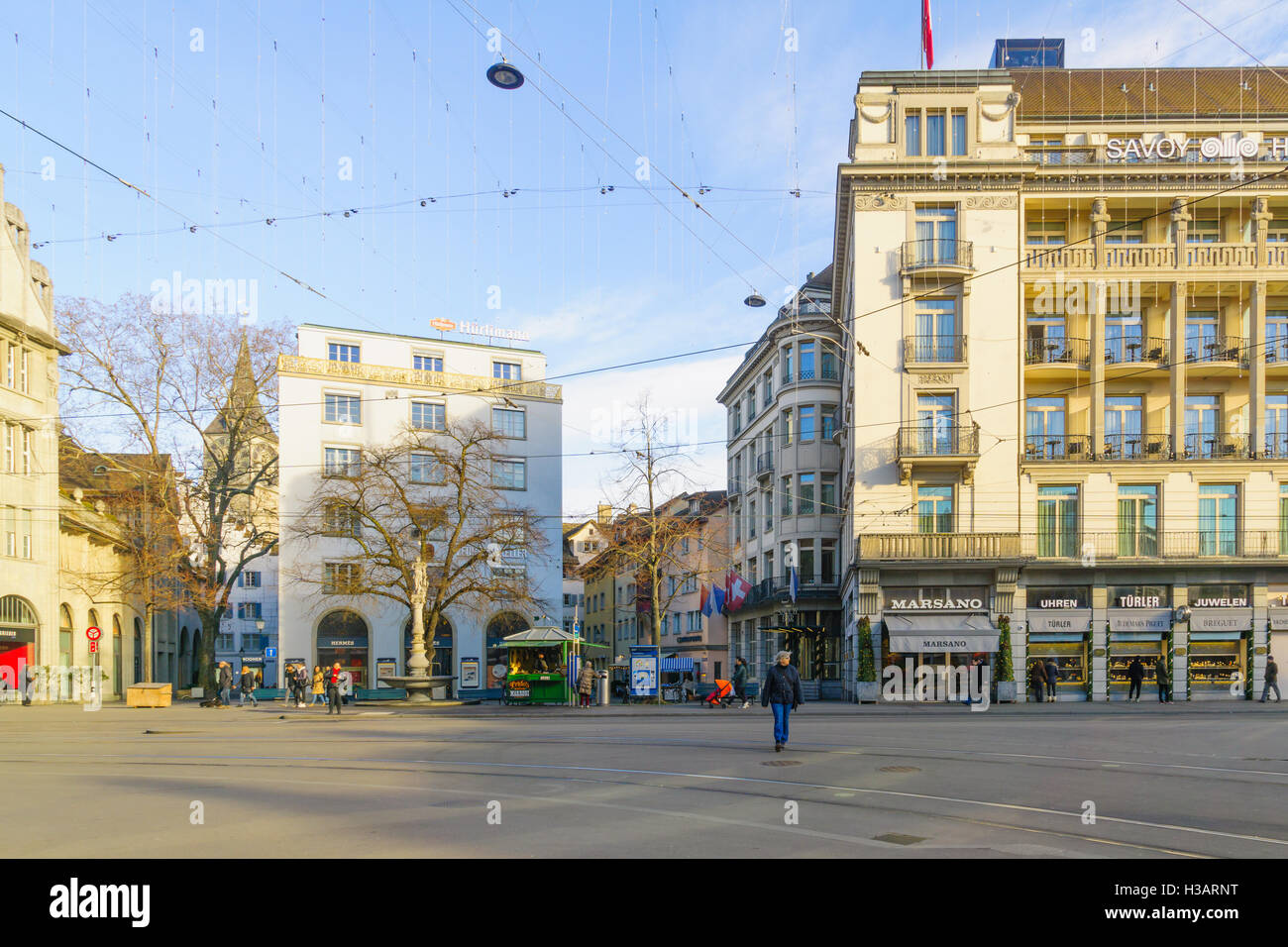 ZURICH, SWITZERLAND - DECEMBER 27, 2015: Scene of the Paradeplatz ...