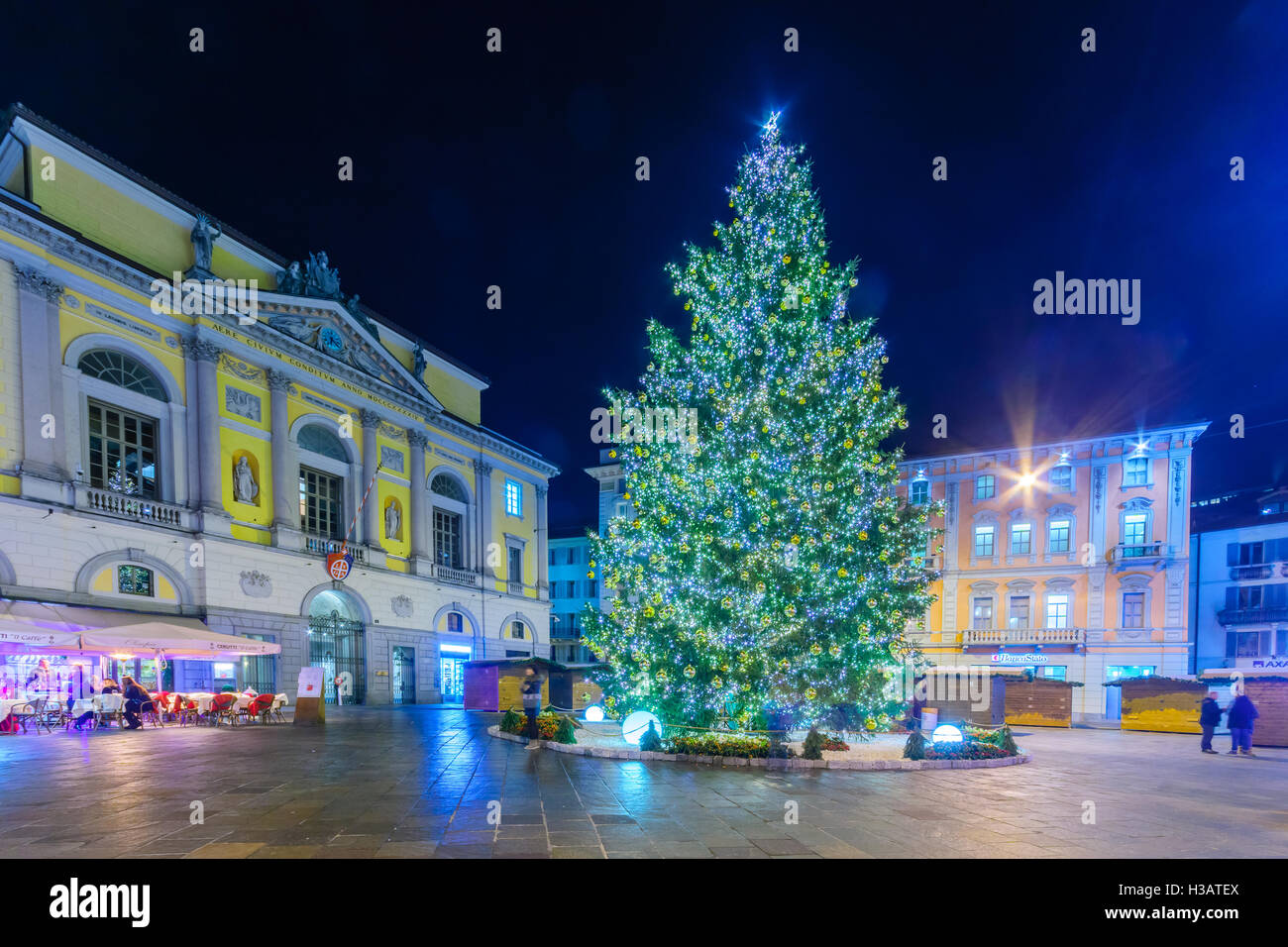 Lugano piazza riforma hi-res stock photography and images - Alamy