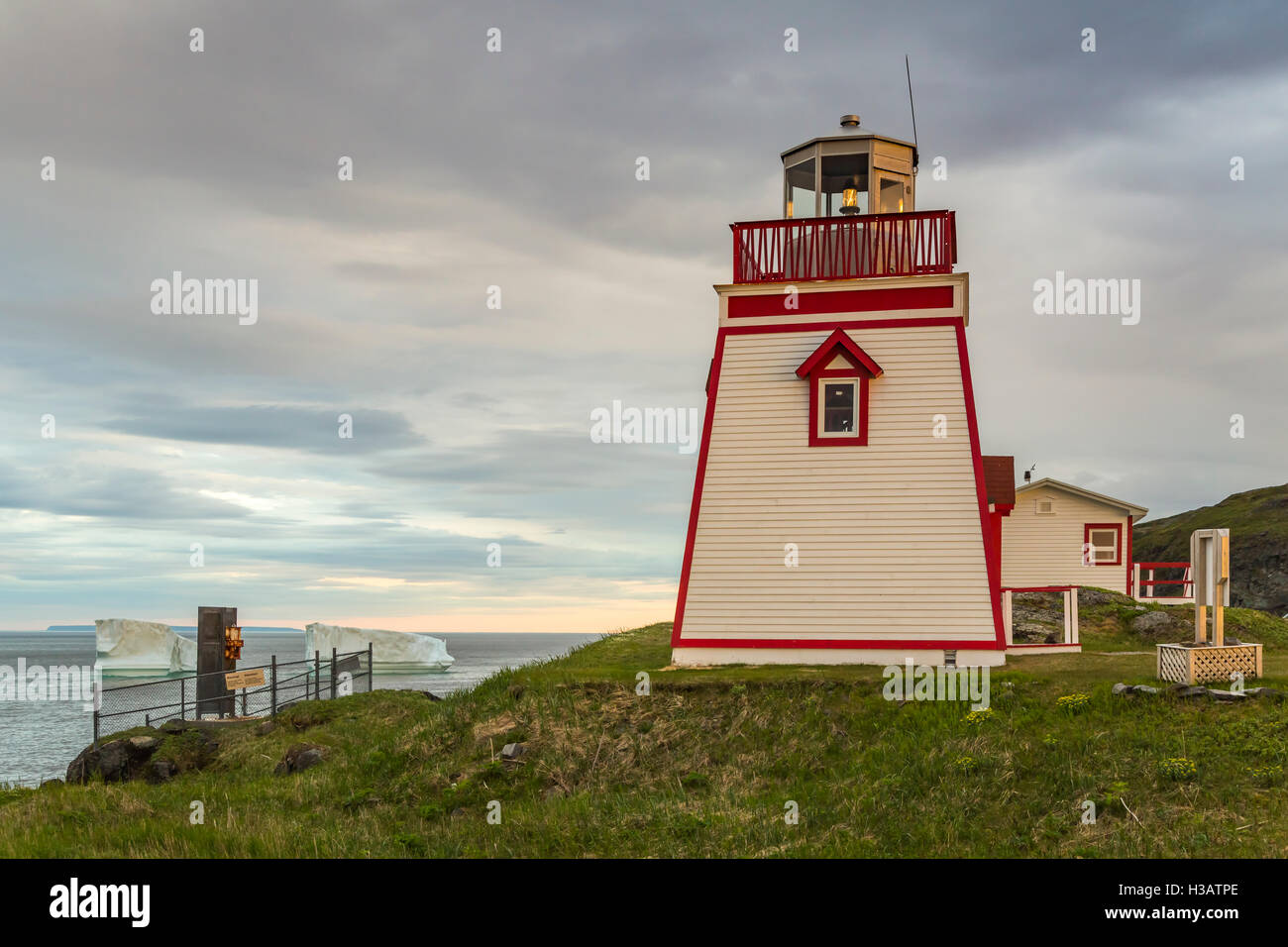 A small lighthouse at Fisherman's Point in St. Anthony, Newfoundland ...