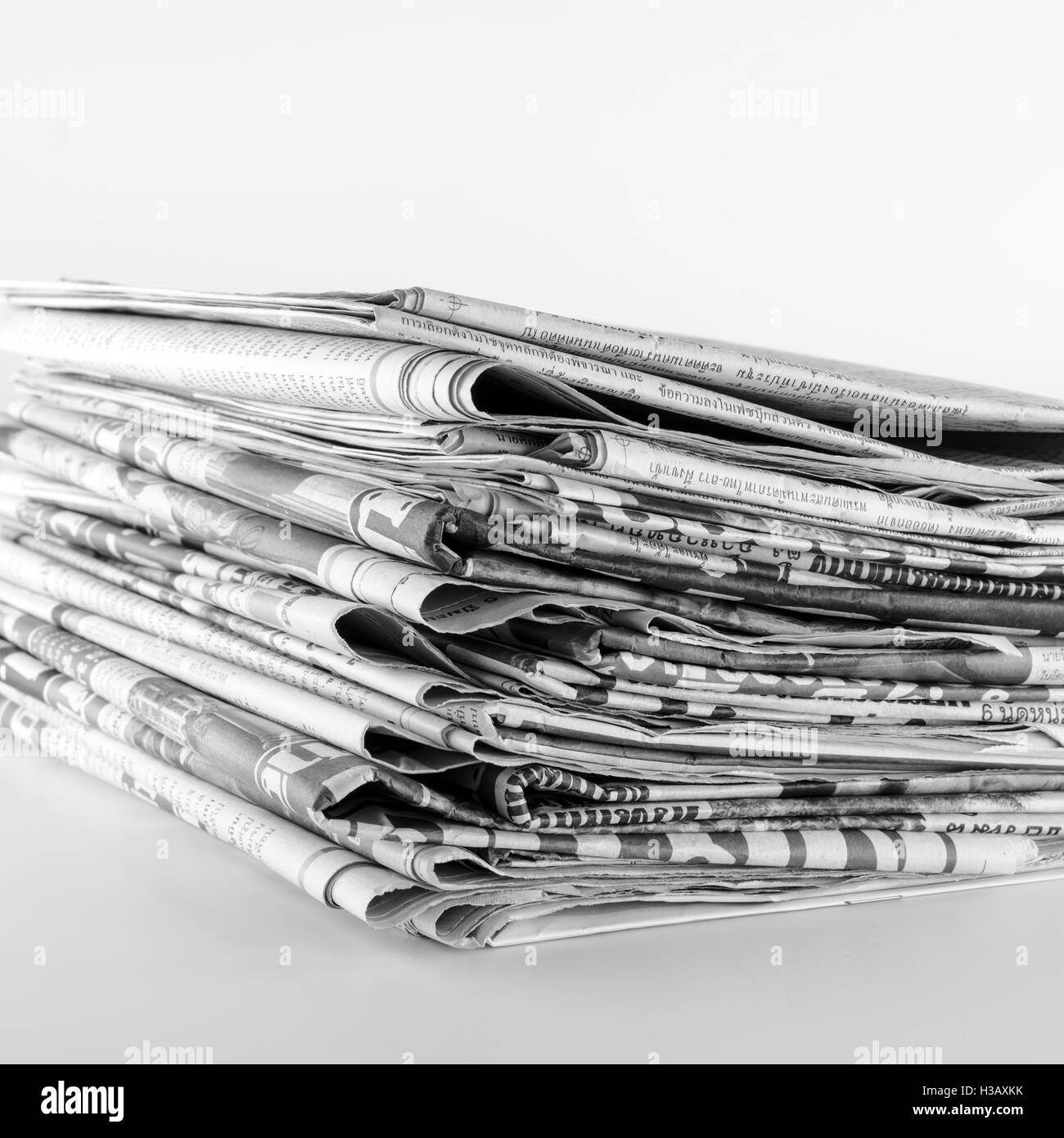 stack of newspaper Stock Photo - Alamy