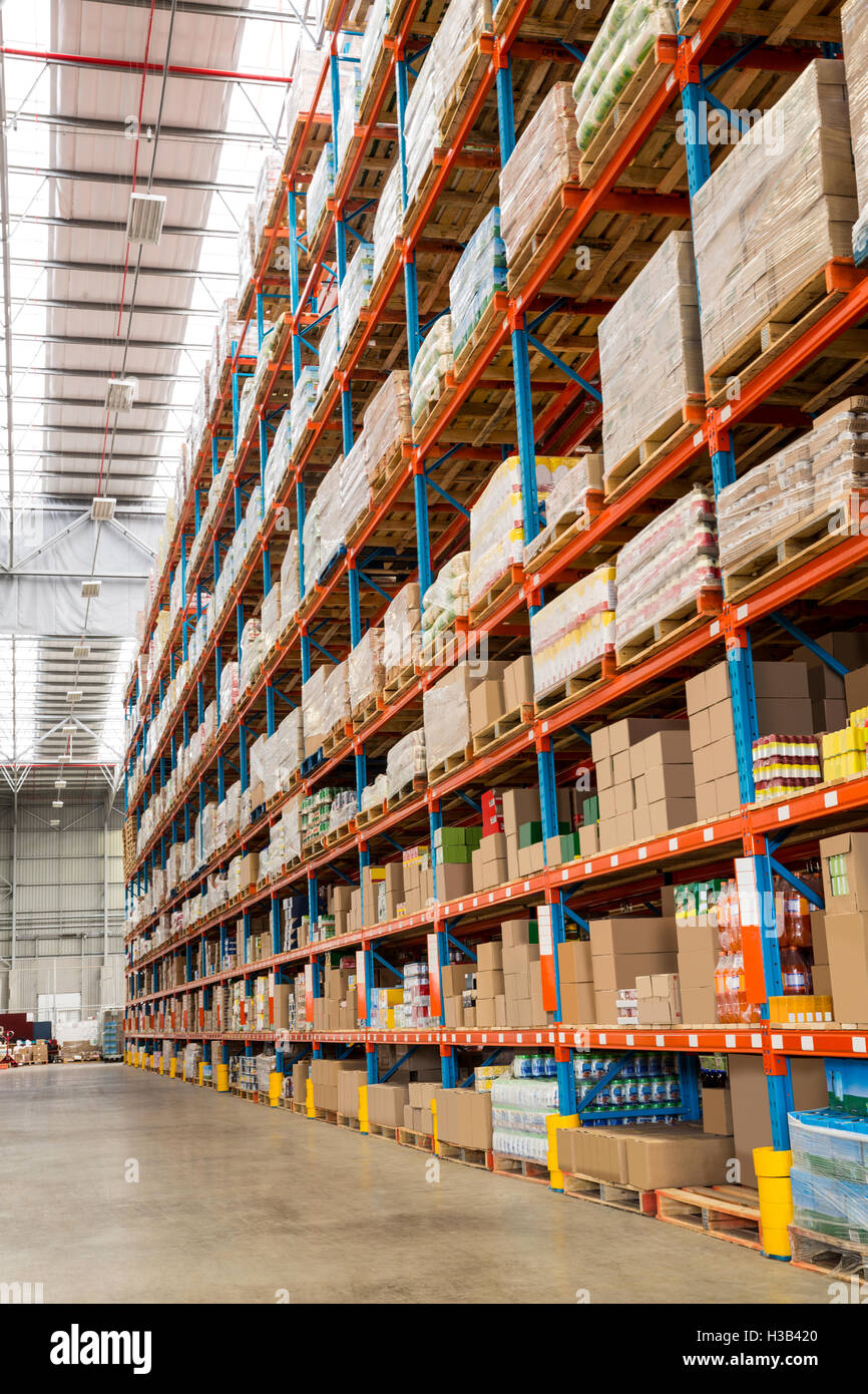 Aisle Industrial Warehouse Storage Shelving Stock Photos & Aisle ...