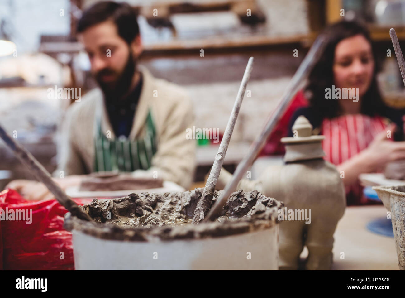 Clay container craft hi-res stock photography and images - Alamy