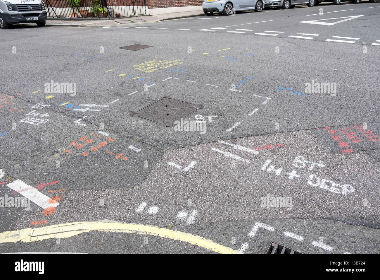 Traffic markings hi-res stock photography and images - Alamy
