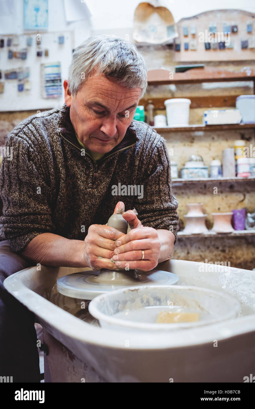 Man making pot hi-res stock photography and images - Alamy