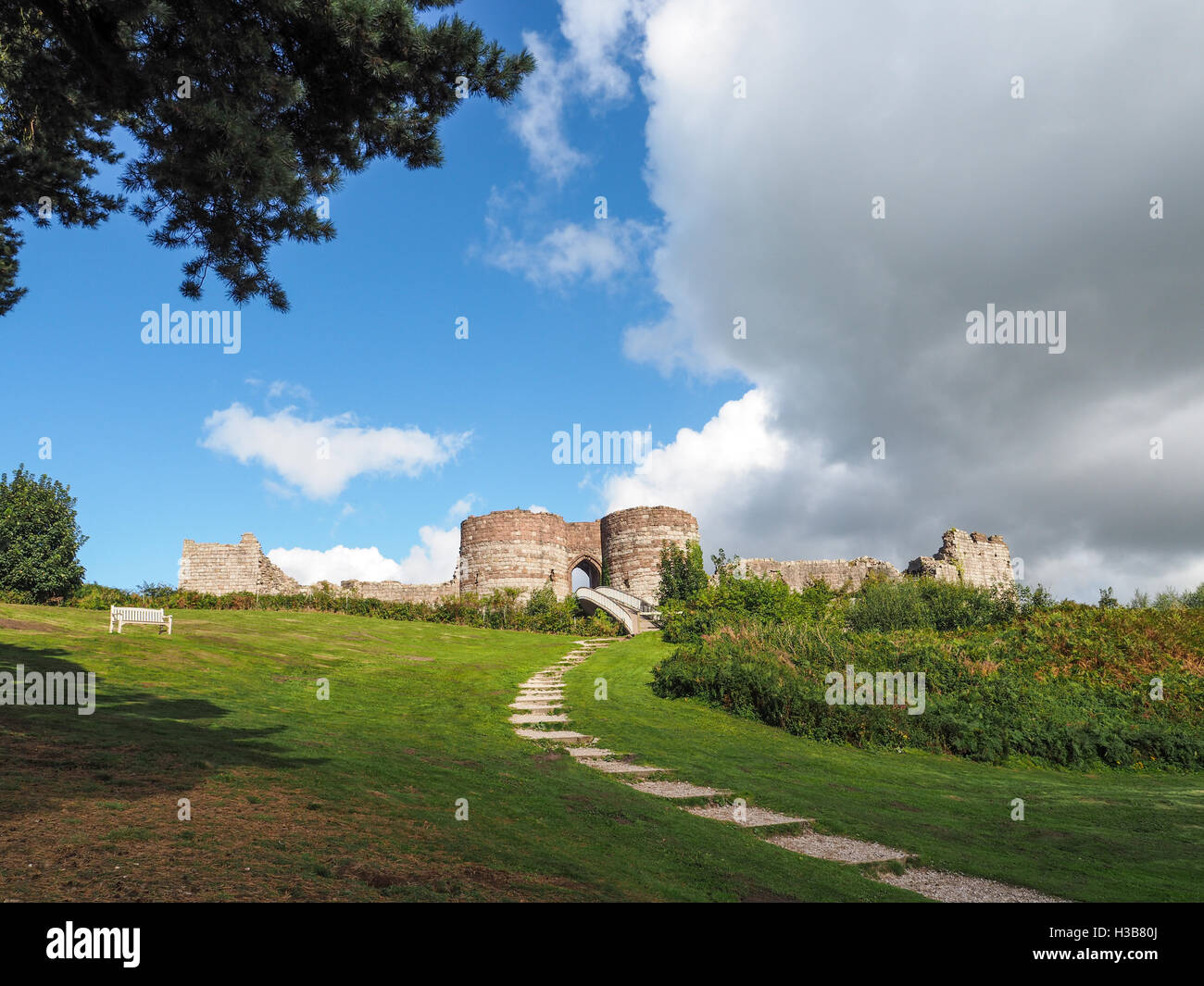 Ancient Ruins at Beeston Castle Stock Photo - Alamy