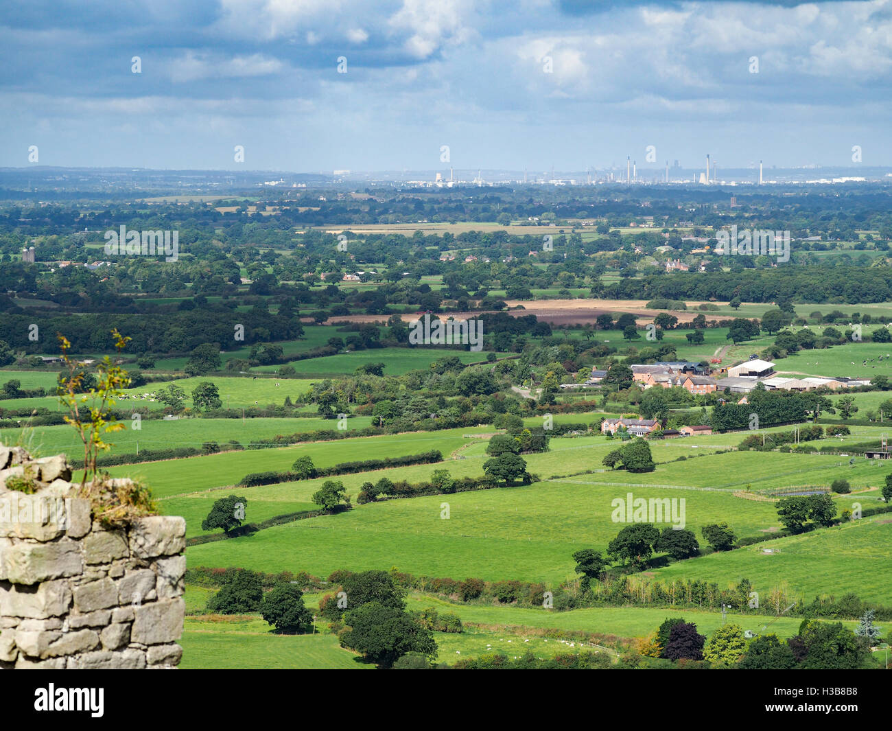 View of the Cheshire Countryside from Beeston Castle Stock Photo - Alamy